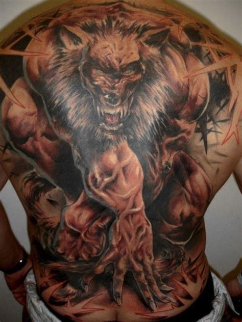 Werwolf Tattoo Motiv Wolf tattoo design Männer rücken tattoos