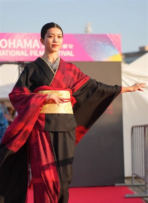 横浜国際映画祭にて【munetaka Yokoyama】のファッションショーandトークショーを開催！djふぉい・岸明⽇⾹・勝木友香さんら豪華