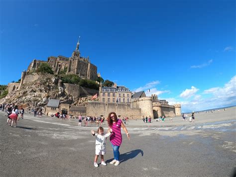 6 Zonas Más Peligrosas De París Que Debes Evitar Carla Y Andreita En