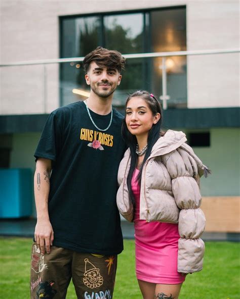 Fede Vigevani Con Maria Becerra Celebrities Feeling Meh In This Moment