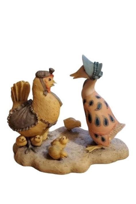 1987 Henny Penny Meets Jemima Puddle Duck Figurine Beatrix Potter