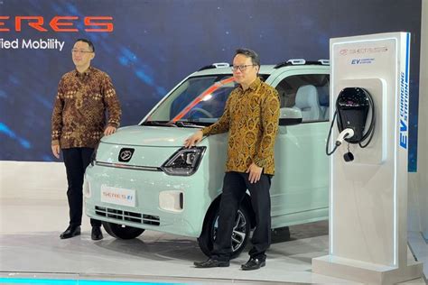 Foto Merek Seres Resmi Diperkenalkan Siap Jualan Mobil Listrik Mungil E1