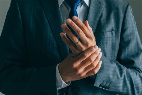 キスだけや性交渉無しでも不倫？どこからが不貞行為か、慰謝料請求が認められるケースについて解説します。 Dv・モラハラ・離婚で弁護士をお探し
