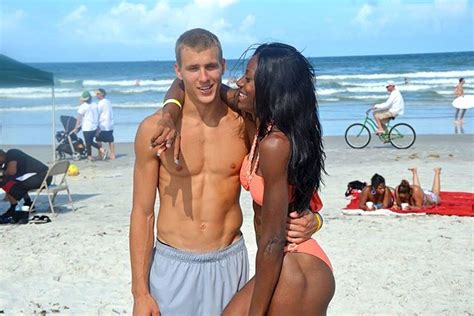 Shaunae Miller Nude And Sexy 34 Photos The Fappening