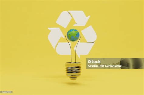 지구 자원의 재활용 노란색 배경에 행성이 있는 전구 주위에 재활용 아이콘 3d 렌더링 개념에 대한 스톡 사진 및 기타 이미지 개념 개념과 주제 개발 Istock
