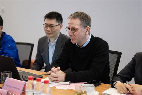 全力推动双方合作结出更多丰硕成果 市长宋飞雄会见日本豪雅集团、江苏新视客客商 江苏新视客光电科技有限公司