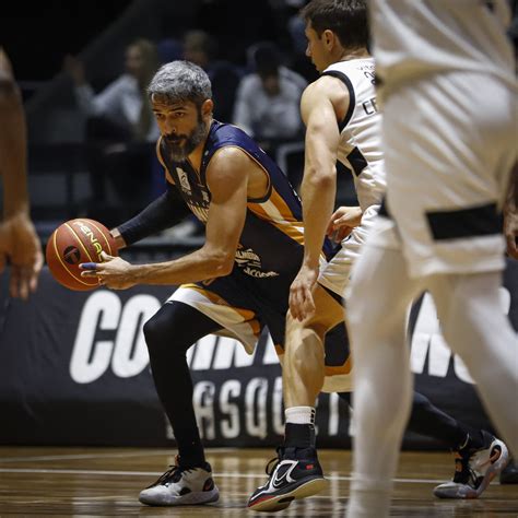 Basquete Unifacisa volta a vencer o Corinthians e avança para as