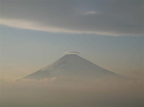 富士山カメラ観測プロジェクト 富士山の雲 吊雲