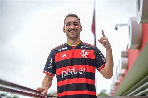Conselho do Flamengo votará maior patrocínio máster da história do