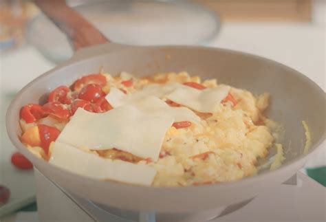 호텔 조식 느낌 토마토 오믈렛 만들기