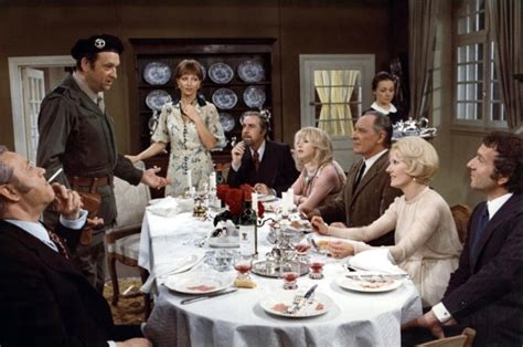 Фильм «Скромное обаяние буржуазии» (1972) - сюжет, актеры и роли, кадры ...