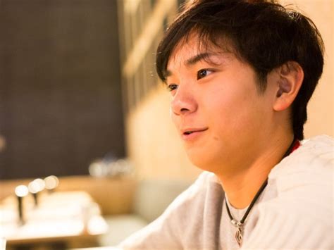 「兄・宇野昌磨〜弟だけが知っている、秘密の昌磨」フォト集｜好書好日