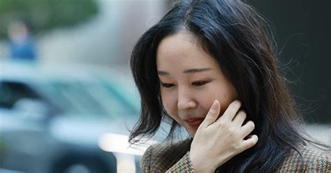 Min Hee Jin Apologizes To K Pop Fans Following Lawsuit Win Against Hybe