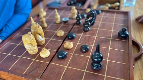 ស្វិតណាស់សាច់នេះខាំបាក់ធ្មេញអស់ហើយ រវាង បង ឈុន ស្ដេចកន ស ប៉ះបងច្រាយ ជើងខ្លាំងមកពីក្រុងសួង ខ្មៅ