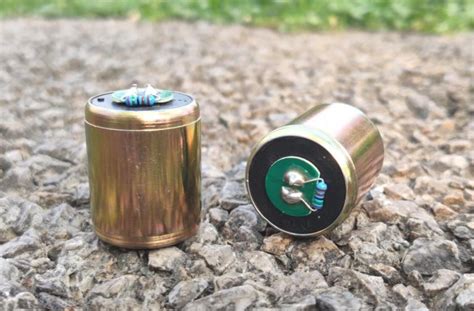 What Does A Geophone Measure Seis Tech