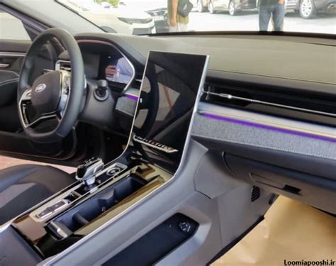 عکس داخل ماشین کی ام سی جی ۷