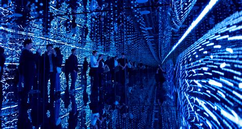 Immersive Digital Experience Universal Everything Infinity Room