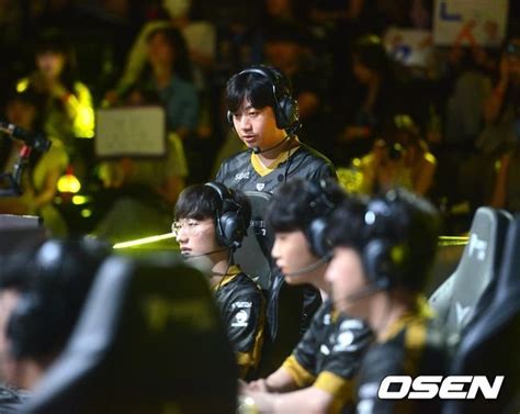 젠지 고동빈 감독 “t1 ‘페이커 없어도 절대 방심할 수 없는 팀” 오쎈 현장 롤 리그 오브 레전드 에펨코리아