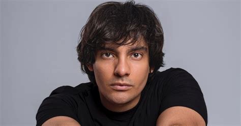 El Hijo De Ivonne Reyes Álex Reyes Debuta Como Protagonista En Una
