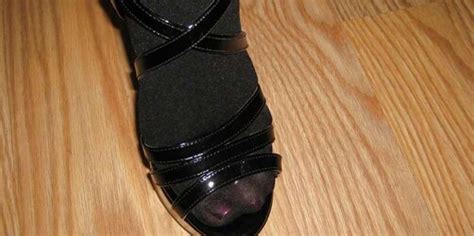 High Heeled Slippers And Hose Pipe Zb Porn