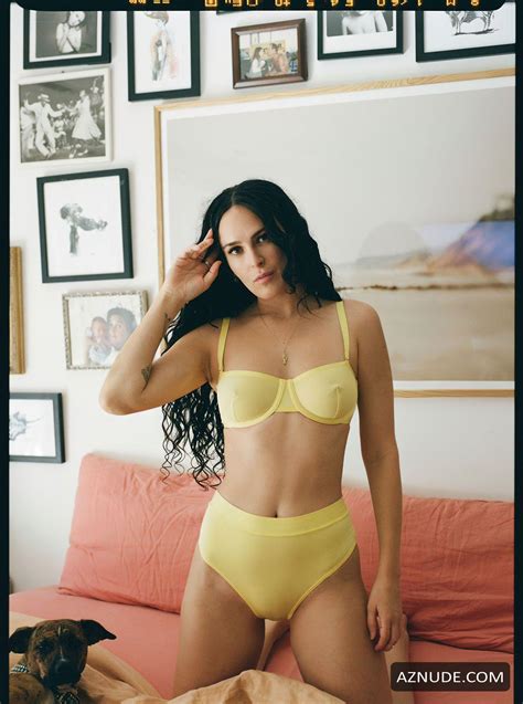 Rumer Willis Sexy Actress Looking Gorgeous In Lingerie In A Photoshoot