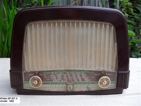 Collectionneur De Tsf Et Radio Philips Modèle Bf 321 A Tartane