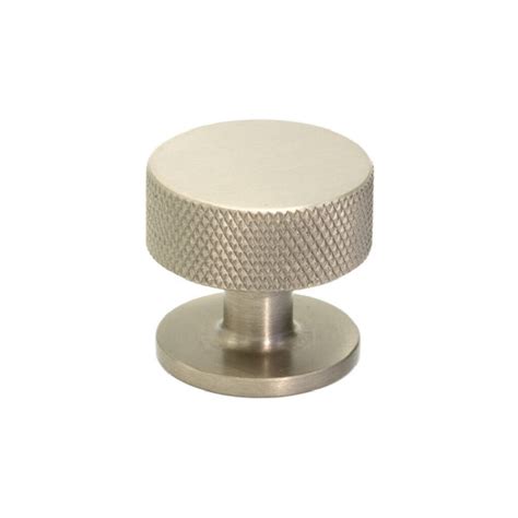 Beslag Design Knott Crest Ø32mm rustfri look R Bergersen