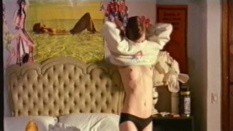 Leonora Fani Nuda ~30 Anni In Calde Labbra