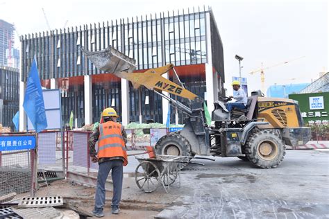 新年迎来首个工作日 前海建设热火朝天 深圳新闻网
