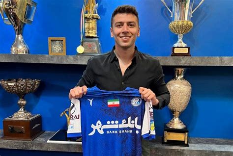 قرارداد جدید سعید مهری با استقلال امضا شد طرفداری