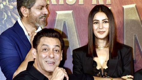 Shehnaaz Gill Says She Blocked Salman Khans Number I Was In Gurdwara
