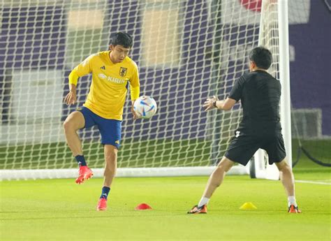 練習する遠藤（撮影・西海健太郎） ― スポニチ Sponichi Annex サッカー