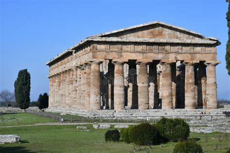 Los Templos De Paestum Italy Imagen Editorial Imagen De Historia