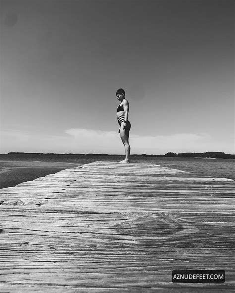 Samantha Wright Feet Aznudefeet