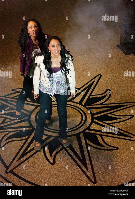 Twitches Too Tamera Mowry Tia Mowry Aired October 12 2007 2007