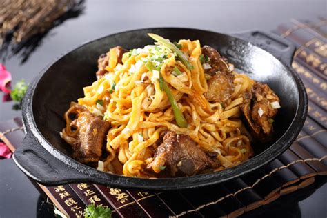 铁锅焖面图片素材 铁锅焖面设计素材 铁锅焖面摄影作品 铁锅焖面源文件下载 铁锅焖面图片素材下载 铁锅焖面背景素材 铁锅焖面模板下载 搜索中心