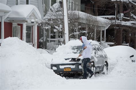 Florida Sees Snowfall After 29 Years As Winter Storm Hits Us
