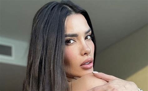 Acapulco Shore Dania Méndez Luce Su Figura En Ajustado Atuendo Y