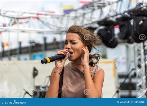 Otilia Imagen De Archivo Editorial Imagen De Belleza