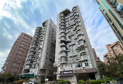 老公前妻討6000萬元贍養費 依依「上億豪宅」淪為法拍持有人意外曝光 Ettoday星光雲 Ettoday新聞雲