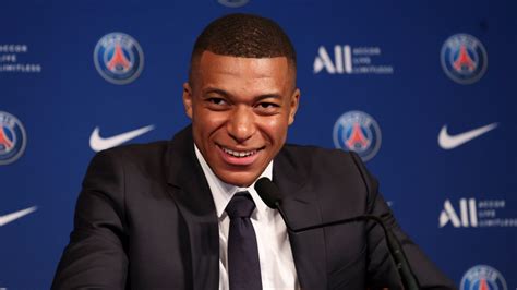 Mbappé Supera Messi Cristiano Ronaldo E Neymar E Se Torna Jogador Mais