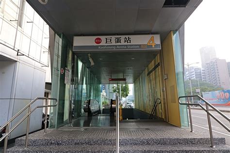 【鑫巨蛋】優缺點評價 高雄左營區建案開箱 591新建案
