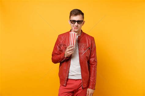 D T