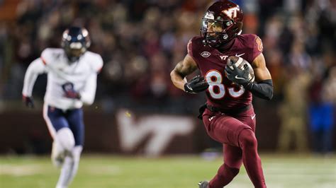 Social Media Reacts To Commanders Drafting Vt Wr Jaylin Lane