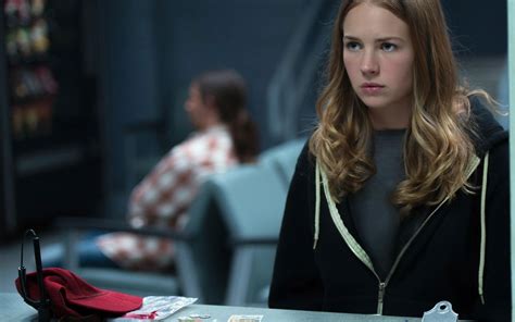 Britt Robertson Fdb