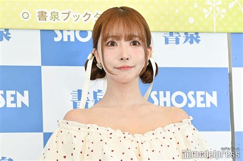 画像5169 三上悠亜、タイトなニット1枚で太もも全開「スタイル抜群」「美しすぎる」の声 モデルプレス
