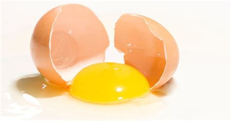 건강에 좋은 달걀 ‘이렇게 즐겨 먹다간 머리카락 우수수 빠진다고