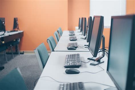 Bakgrundsbilder kontor skrivbord möbel rum elektronik tabell teknologi stationär dator