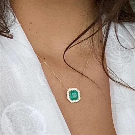 Emerald Solitaire Pendant Panna Gemstone Pendant Shraddha Shree Gems
