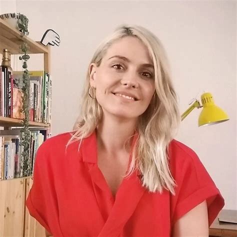 Alina Tysoe Ficha De Autor En Tebeosfera